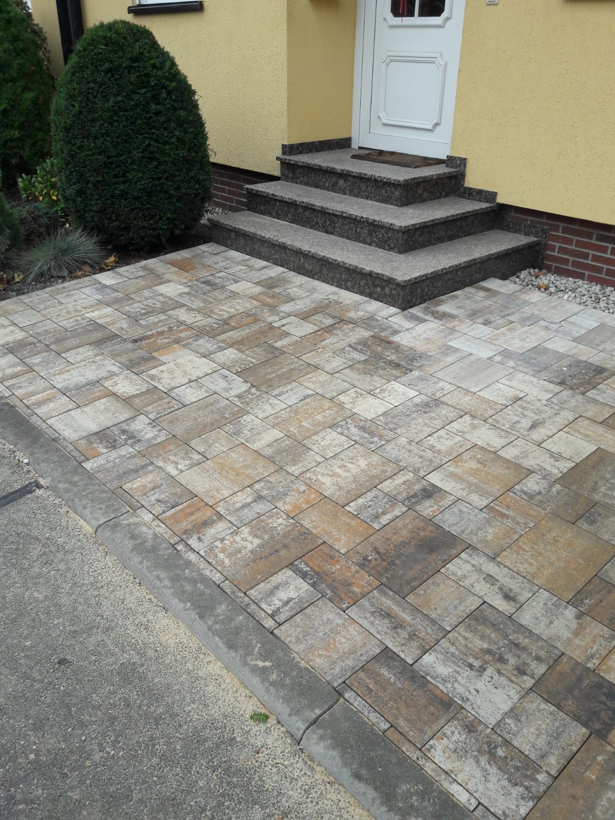 Pflaster und Wegebau